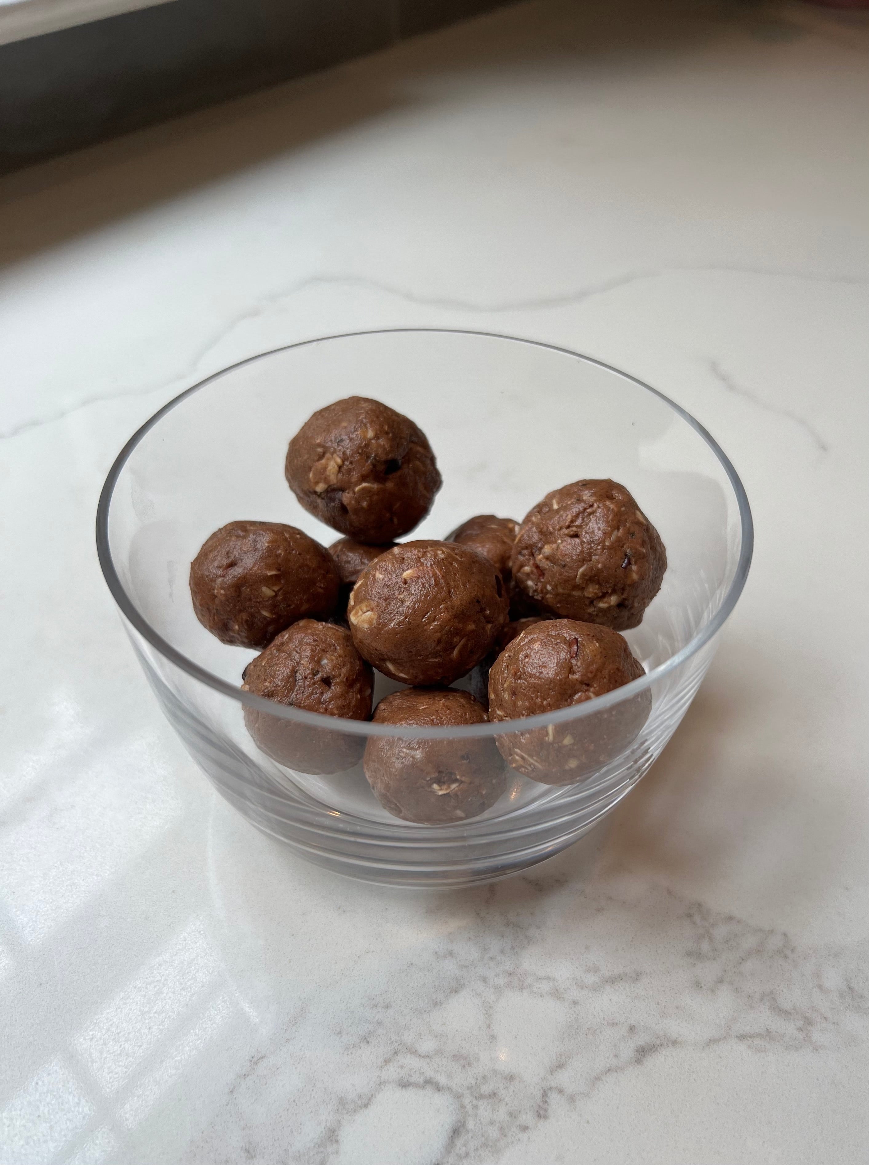 Chocolate Almost Energy Balls - Vegan + Gluten Free | Maja